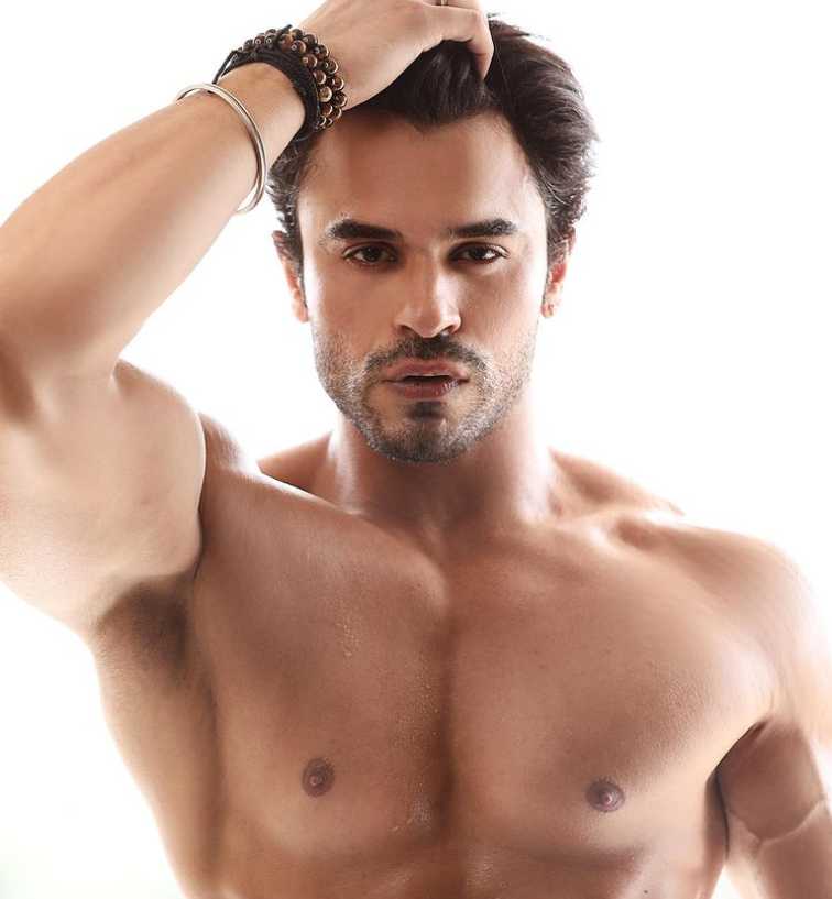 Ayush Khatri Model Influencer | Biography Birthday Age