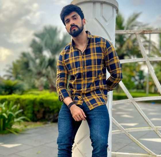 Kunal Vachhani Content Creator Influencer Biography Birthday Age New ...