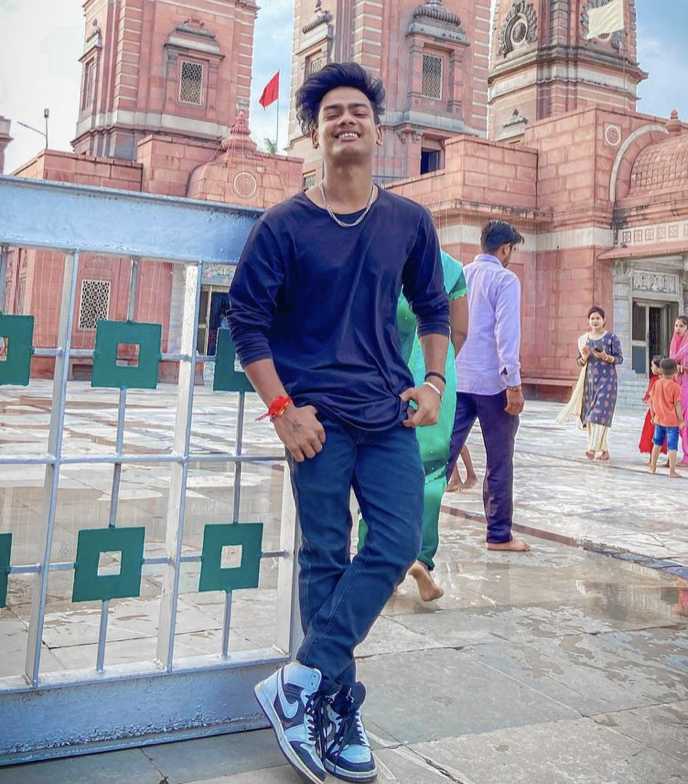 Sumit Thakur personalised Video Shoutout Messages | Tring India Sumit Thakur personalised Video Shoutout Messages | Tring India