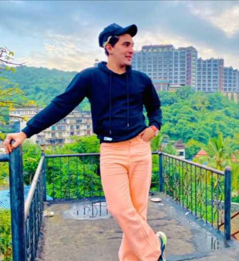 Zulfi personalised Video Shoutout Messages | Tring India