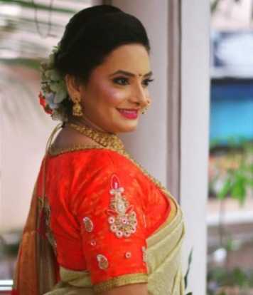 Neeta Patil Content Creator Influencer Biography Birthday Age Beauty ...