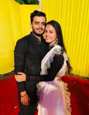 Aashutosh & Anuradha Influencers | Age Birthday Biography