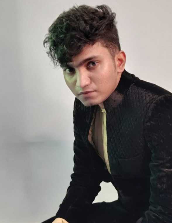 Niraj Patel Content Creator Influencer Biography Birthday Age New Brand Reel Post