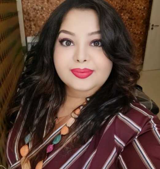 Harathi Ganesh Actress Biography Birthday Age New Movie TV Show Stand ...