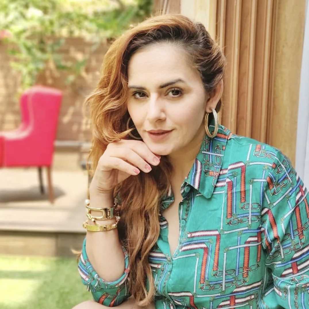 Mitika Sharma Jadhav Actress Biography Birthday Age Full Bio New Brand ...