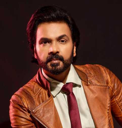 Pawan Tiwari Actor Biography Birthday Age New Movie TV show Producer Full Bio.