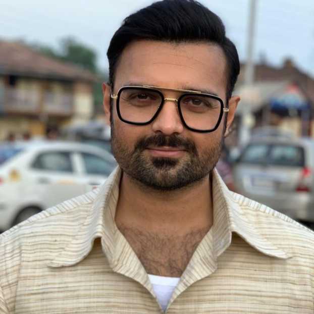 Mimoh Chakraborty | Age Birthday Biography