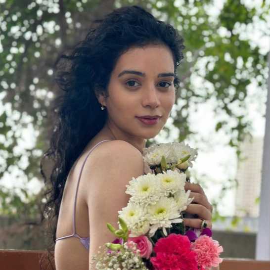 Sukirti Manju Kandpal personalised Video Shoutout Messages | Tring India