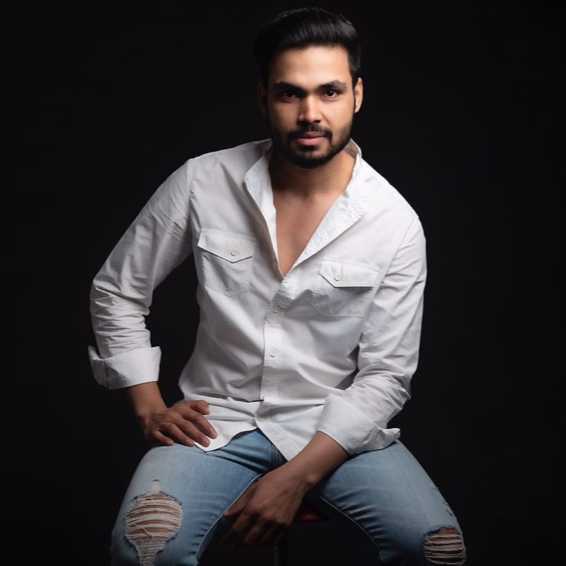 Diwakar Kumar Movie Artist | Age Birthday Biography Diwakar Kumar Movie Artist | Age Birthday Biography