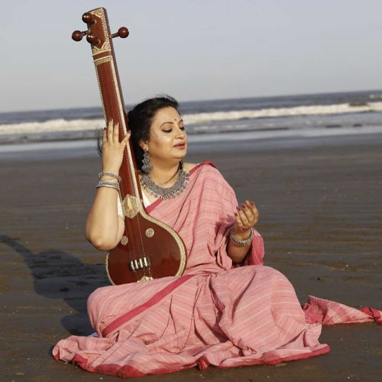 Meeta Pandit Music | Age Birthday Biography