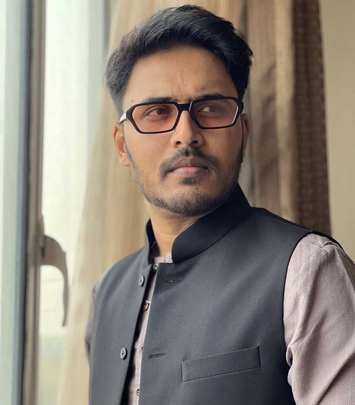 Mangesh Borgaonkar Music | Age Birthday Biography