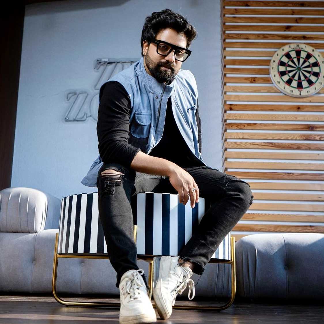 Abhi Dutt Singer| Biography Content Creator Career