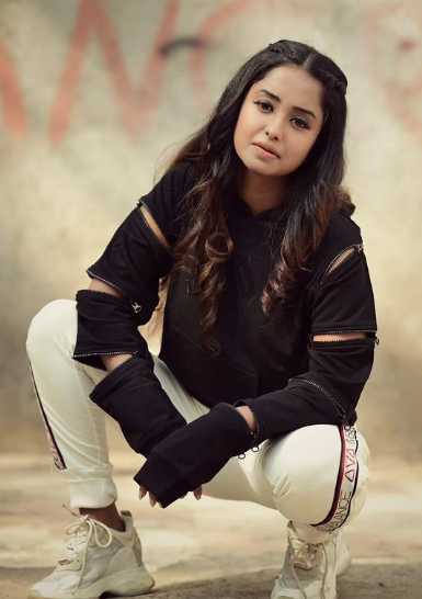 Tina Philip TV Artist | Age Birthday Biography