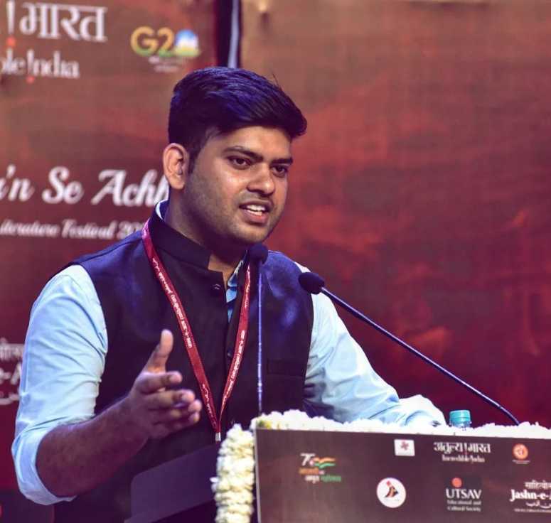 Balmohan Pandey Authors and Speakers | Age Birthday Biography