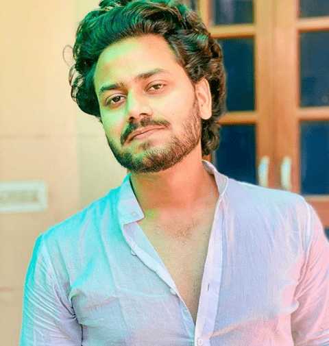 Greesh Bhatt actor | Biography Career Social media influencer.