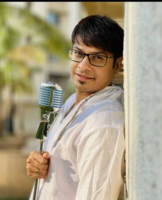 Vicky D Parekh Singer Biography Birthday Age Wife Career