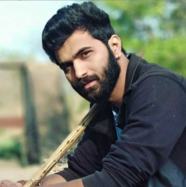 Akash Nalawade TV Star Wife, Age, Family, Biography