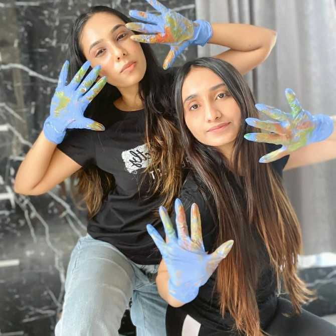 Jesika & Twinkle Fashion Influencers Biography Instagram