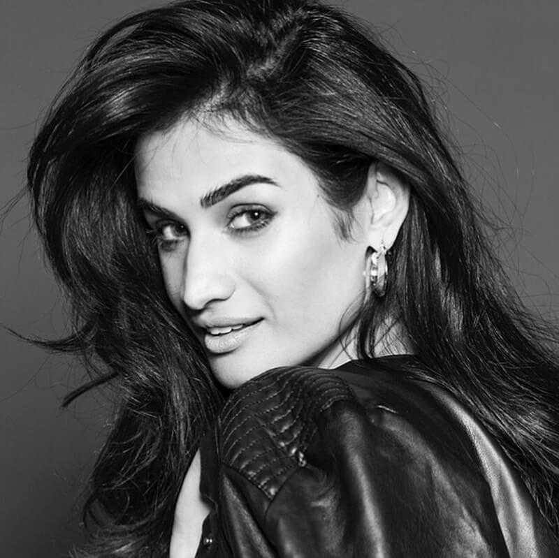 Karishma Modi Chandhoke Model-Birthday,Boyfriend,Biography