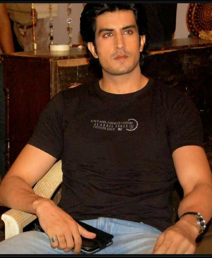 Dinesh Mehta Actor | Biography Birthday Details