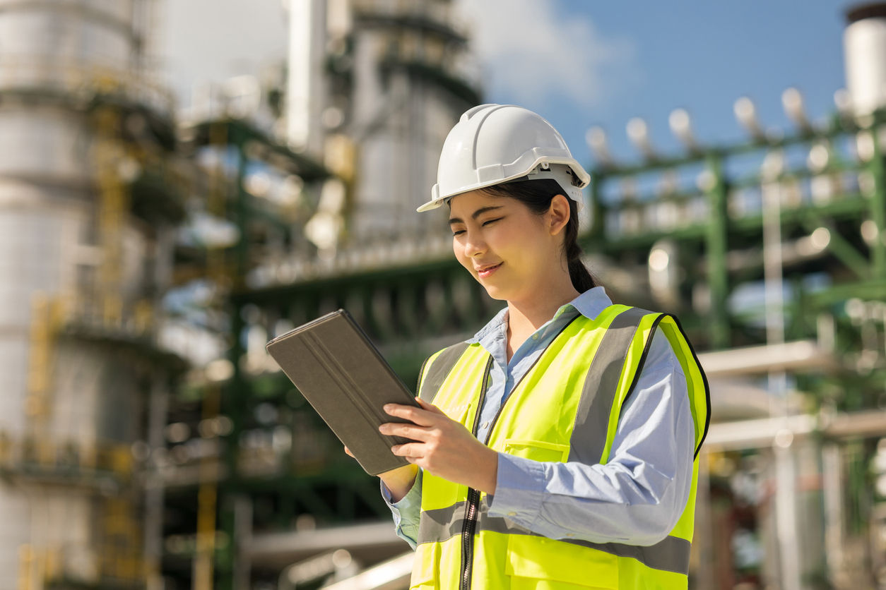 Field Service Management Software for Oil and Gas - Gruntify