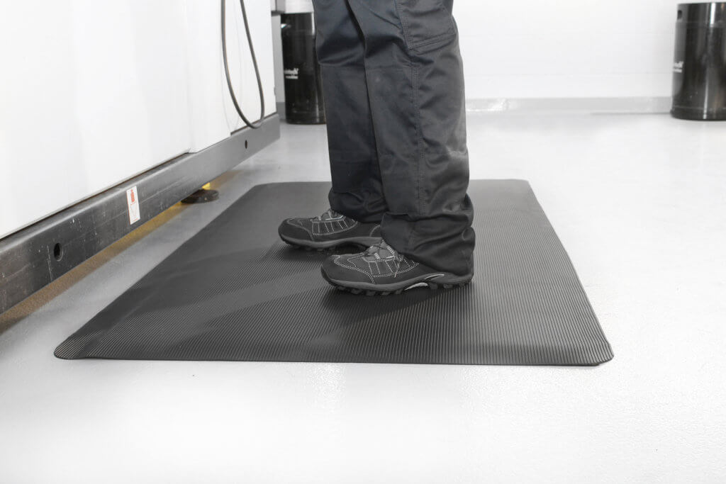 Anti-Fatigue Floor Mats: Benefits In The Workplace - Safe Industrial