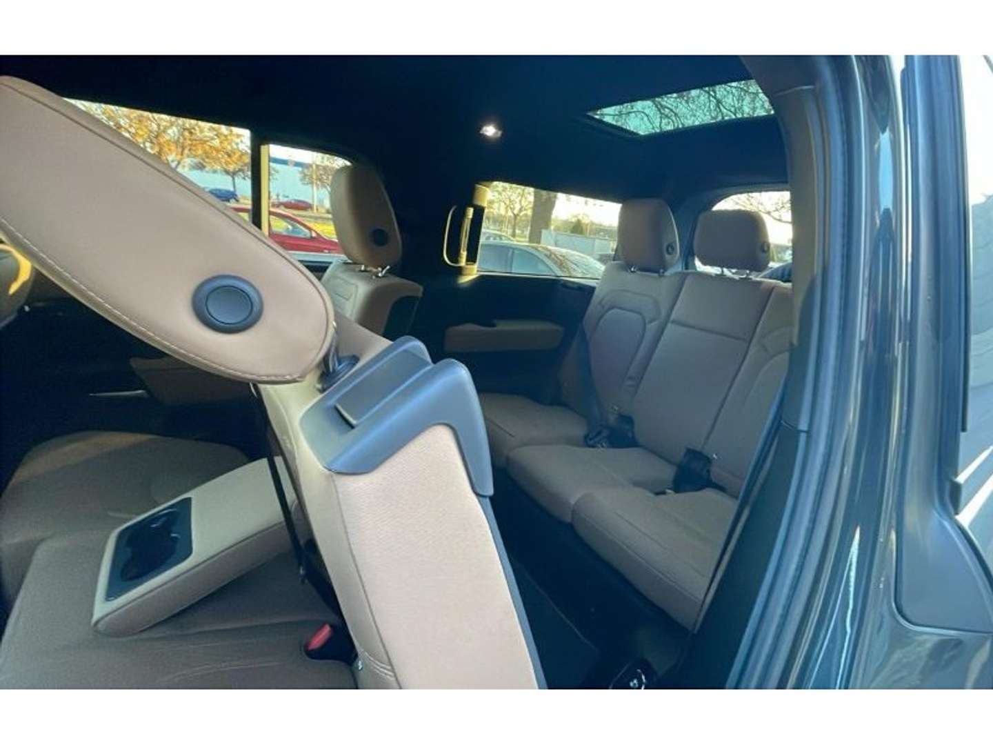 Land Rover Defender 130 X-Dynamic HSE AWD Aut. 3.0D L6 MHEV 2025 ...