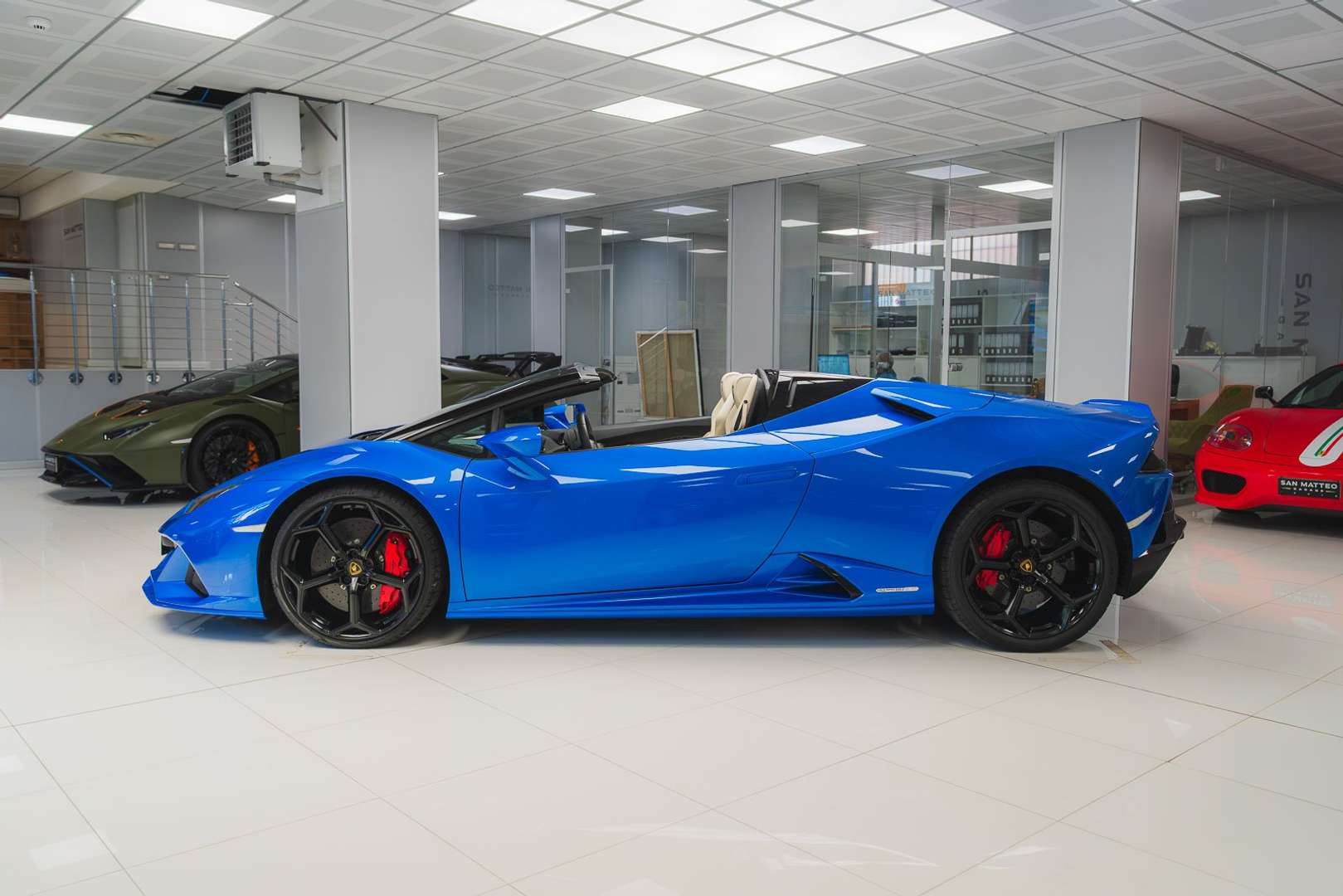 Lamborghini Huracán Evo Spyder 2023 - Leasing Occasion dès 5 071€/mois