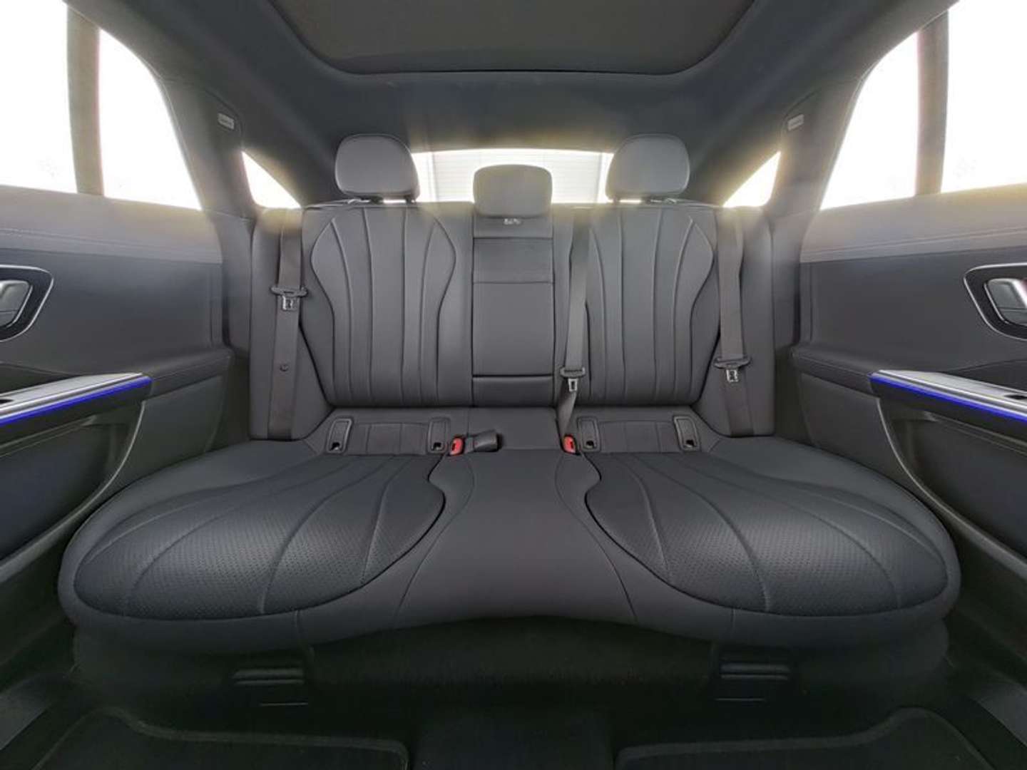 Mercedes EQE 300 PREMIUM 2025 - Leasing Occasion dès 665€/mois