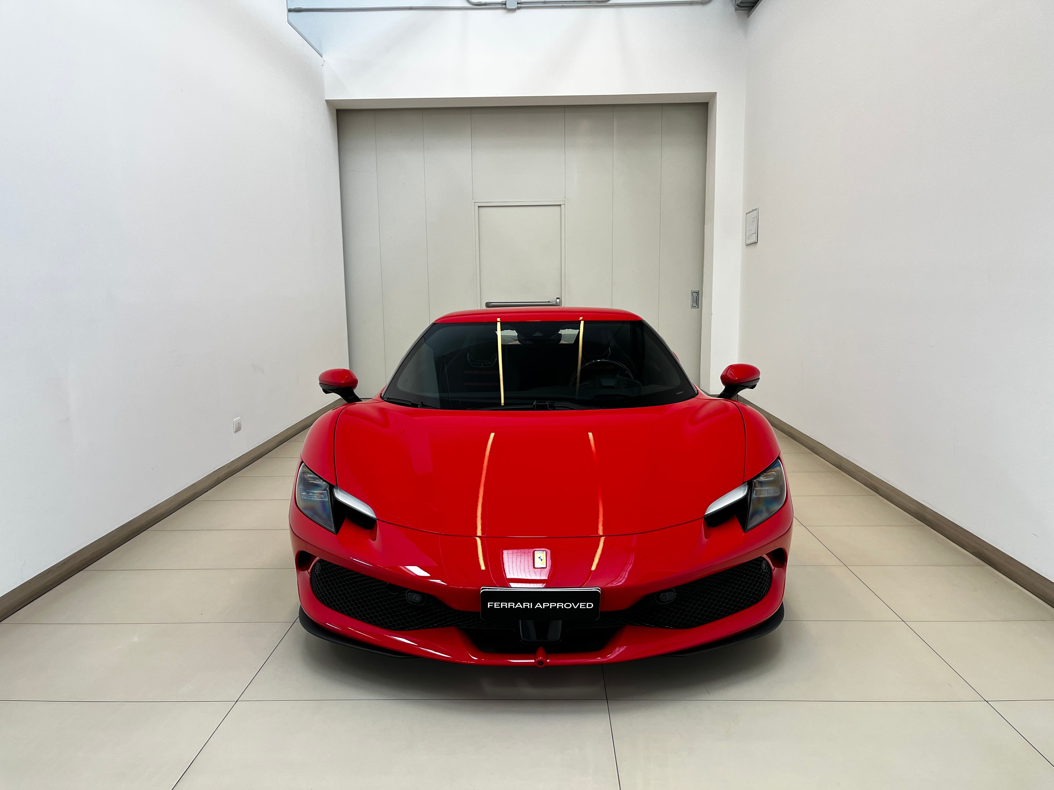 Ferrari 296 GTB 2023 - Leasing Occasion dès 4 162€/mois