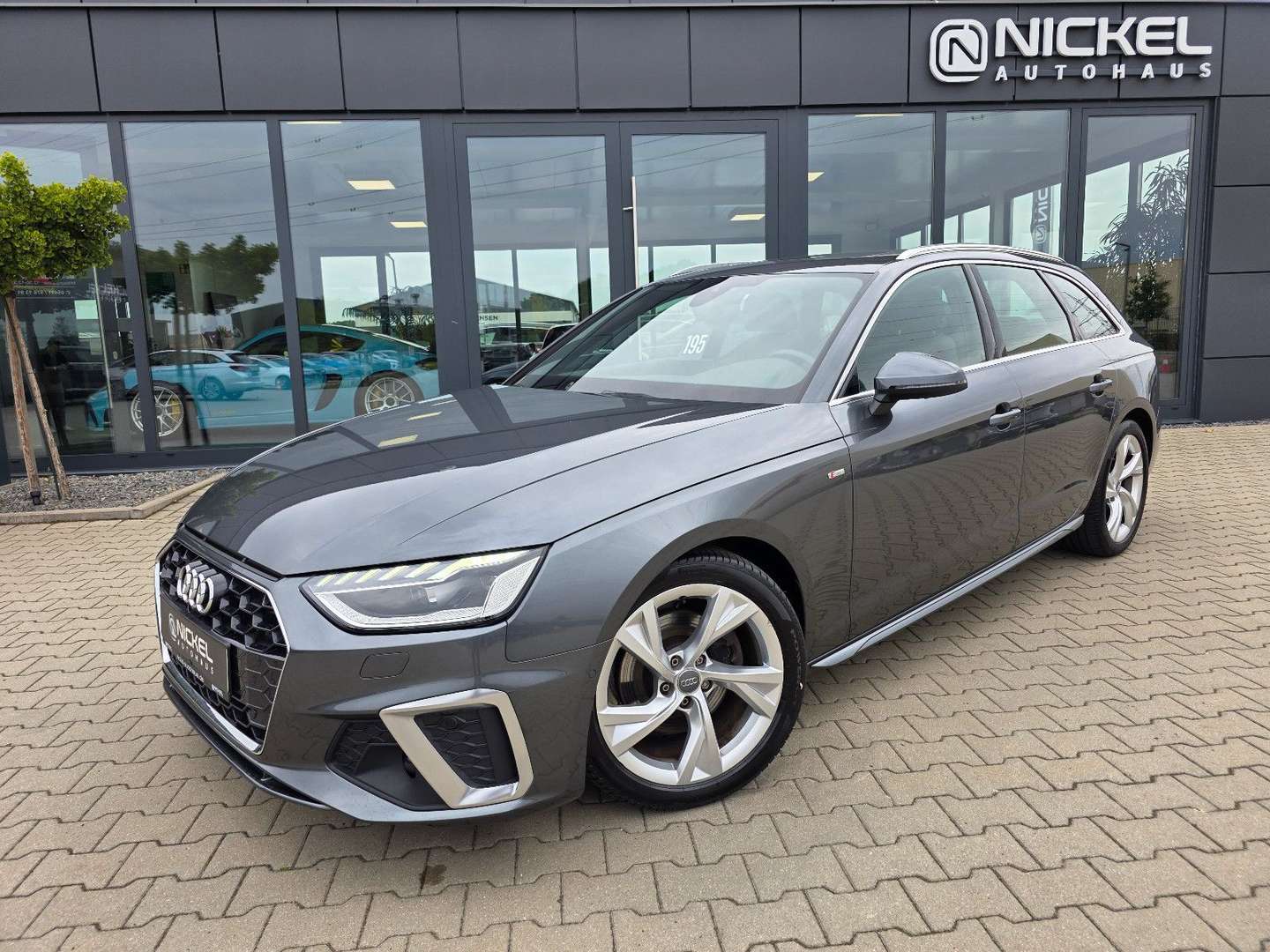Suche Audi A4 Avant S Line