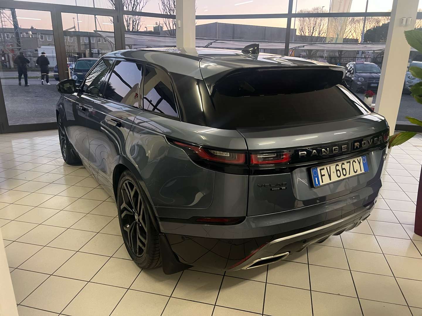 Land Rover Range Rover Velar R-Dynamic SE P300 2019 - Leasing Occasion ...