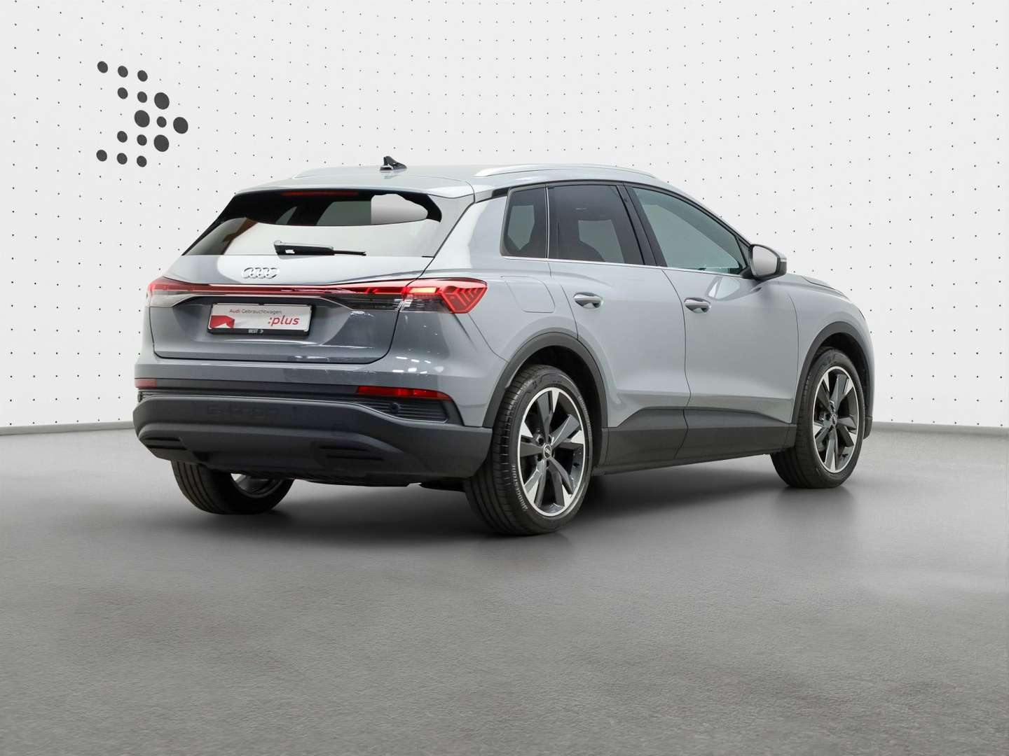 Q4 E Tron Leasing