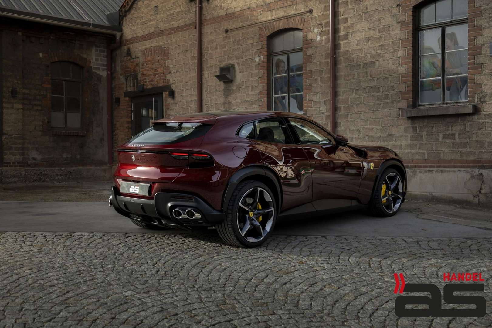 Ferrari Purosangue 2024 - Leasing Occasion dès 9 297€/mois