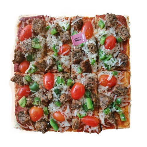 Cheezy Meatless Pizza
