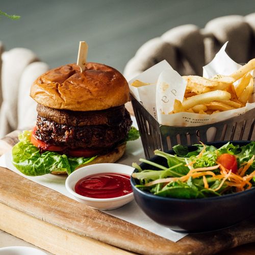 Omni Burger with Signature Black Pepper Sauce