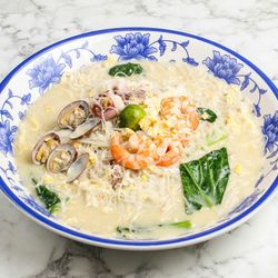 House of White Bee Hoon, The founders of the White Bee Hoon!