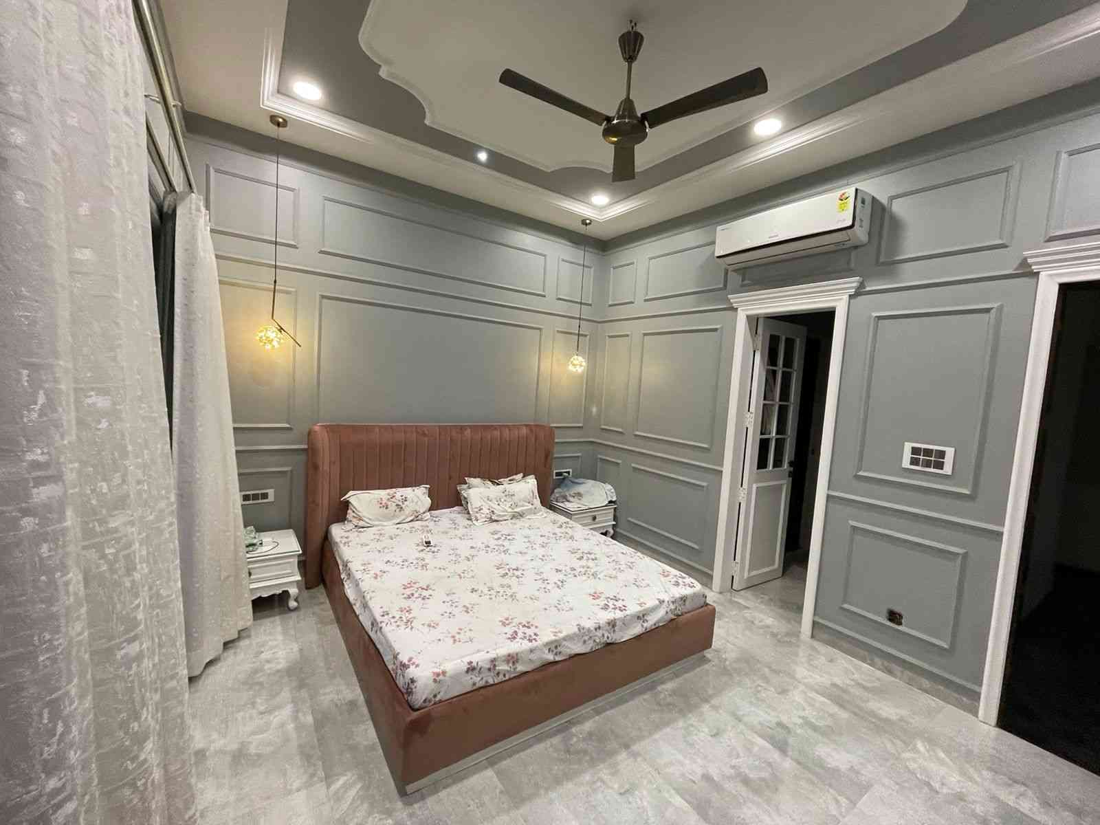 Studio 52 – Service Provider in Indore - KreateCube