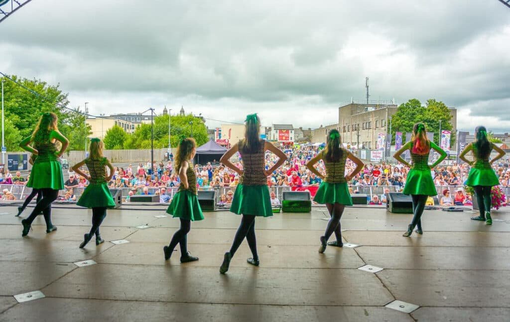 Dancing - Comhaltas Ceoltóirí Éireann