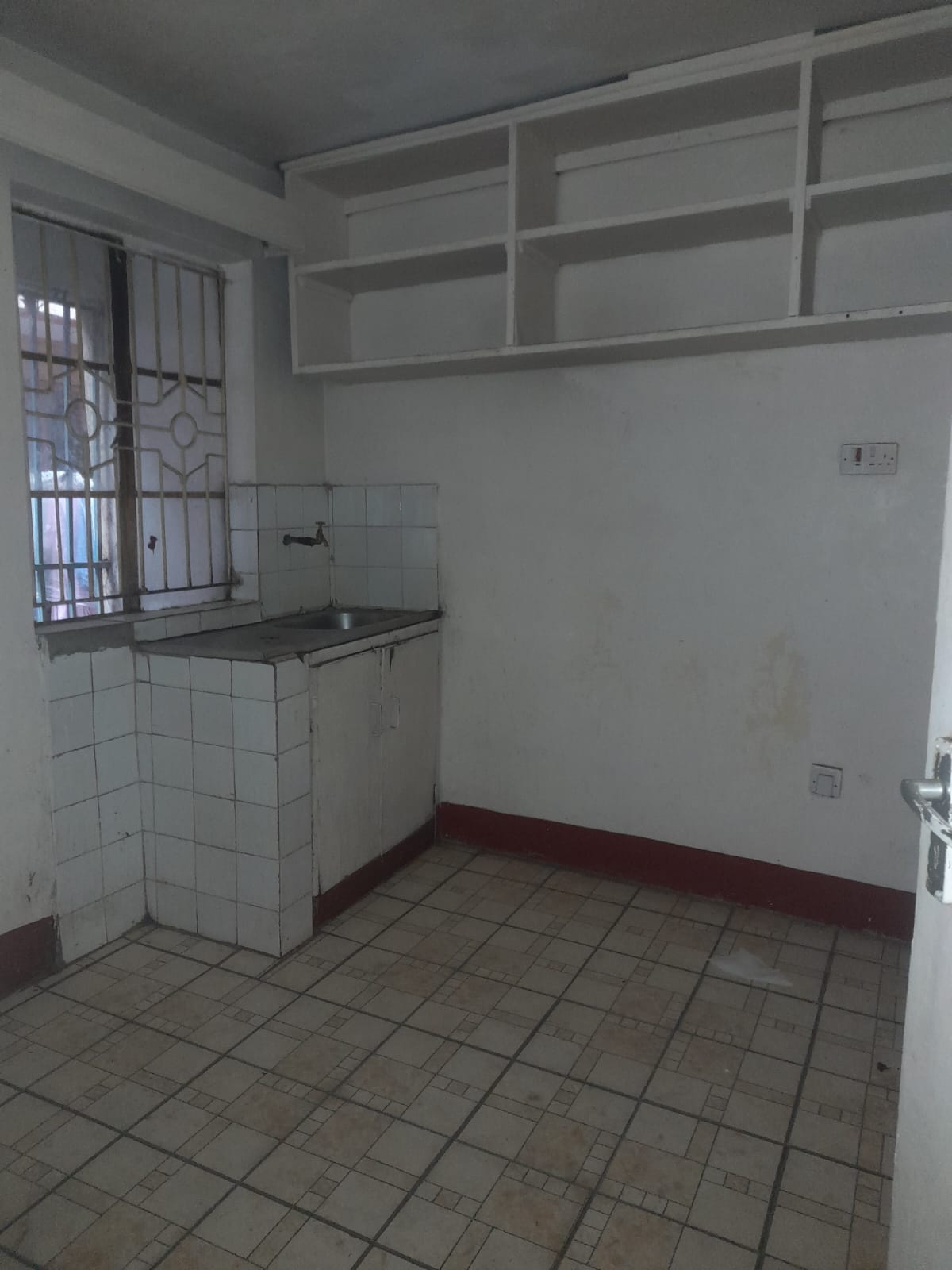 Unfurnished 2 bedroom for Rent in tena estate s 4, manyanja road - Hauzisha