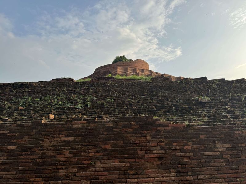 Kesariya Buddha Stupa - Educational Resource