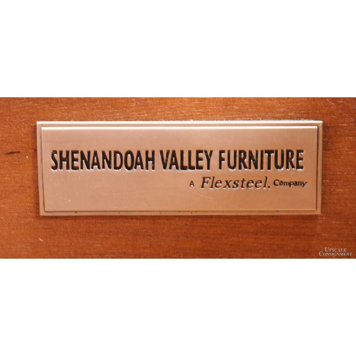 Flexsteel Shenandoah Valley Dark Wood End Table Kashew