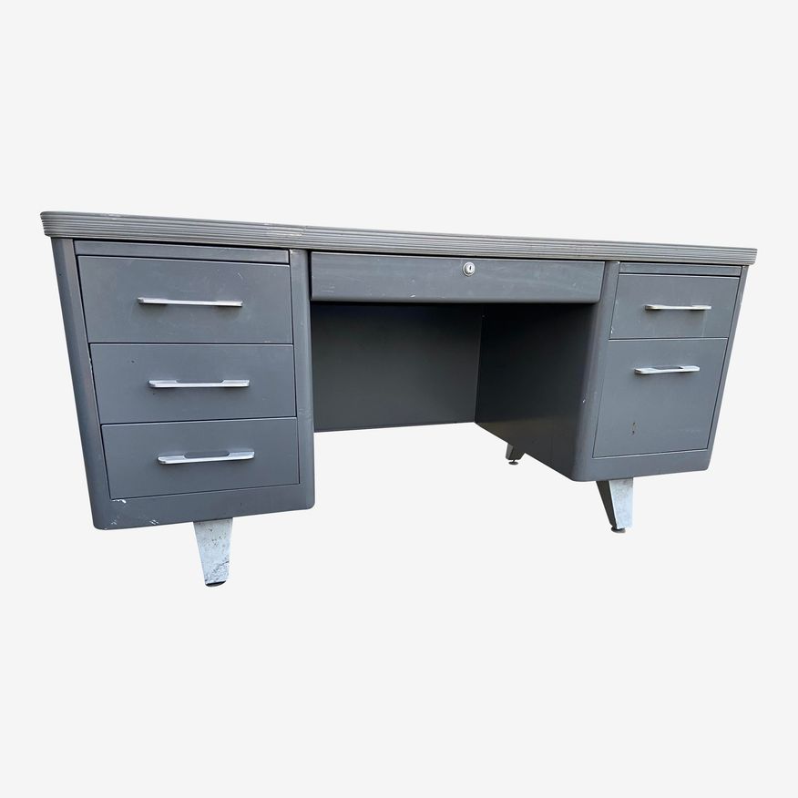1960s Vintage Mid Century Modern Metal Tanker Desk | Kashew