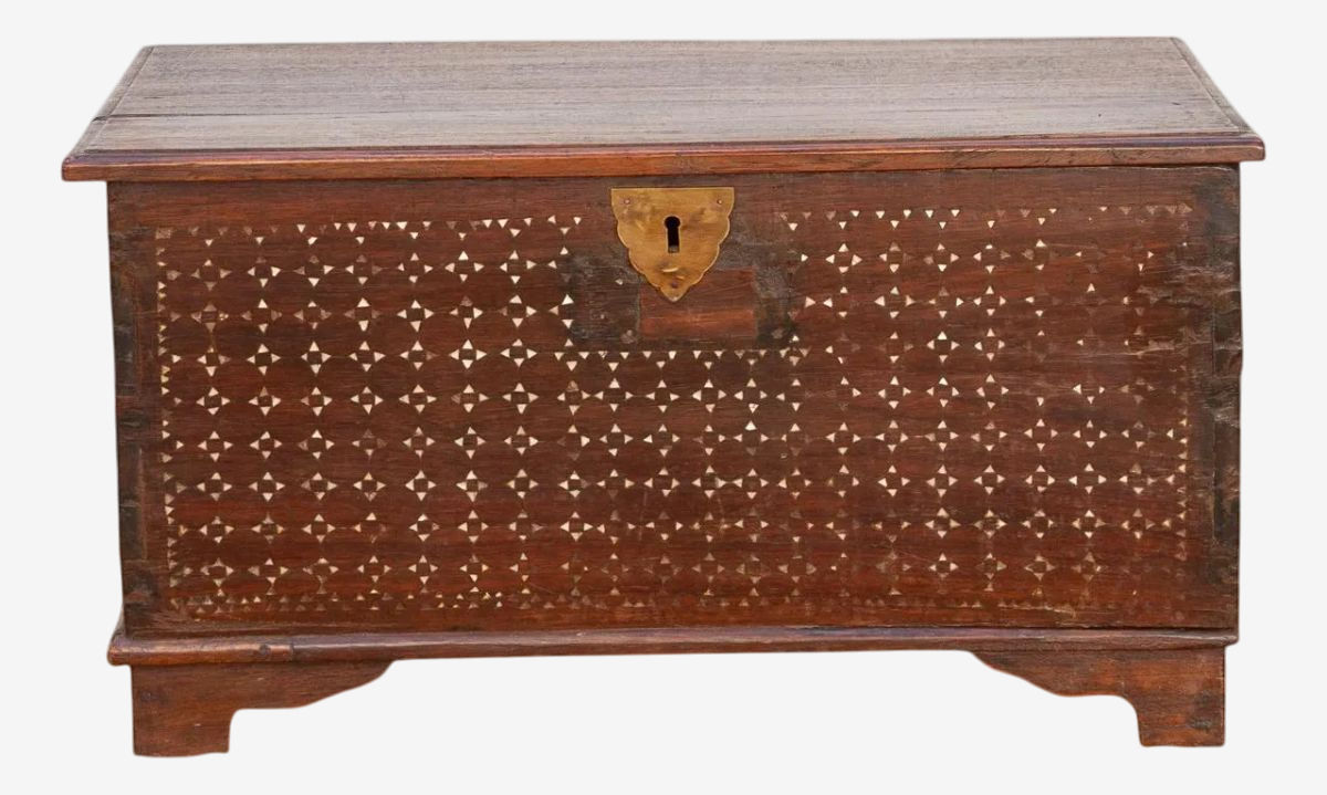 20th Century Mother of Pearl Pukpuk Inlay Chest | Filipino Pukpuk ...