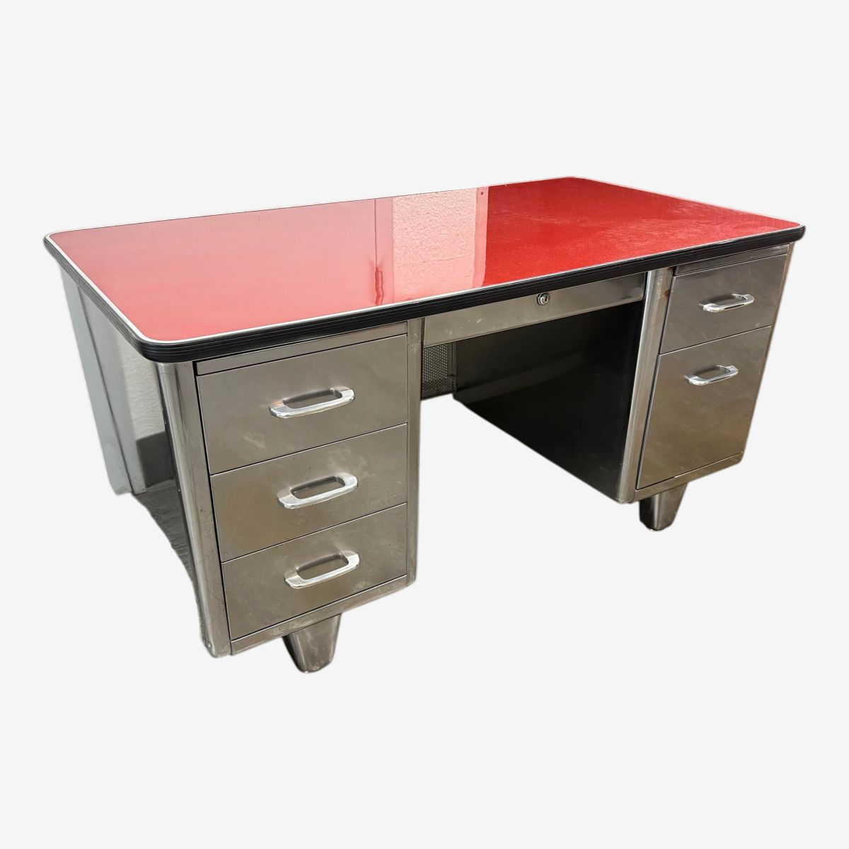 Mid 20th Century All Steel Tanker Desk - $1999 | Kashew | Kashew