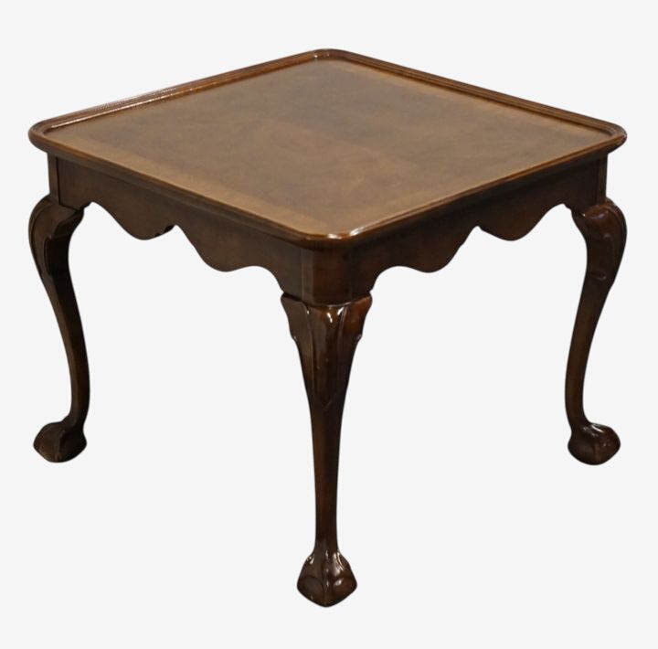 HENREDON FURNITURE Traditional Banded Bookmatched Mahogany 28" Square ...