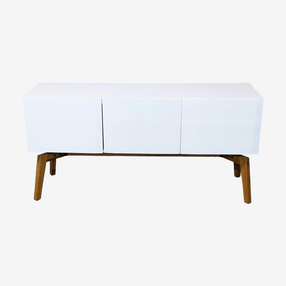 CB2 Alba White Lacquer Credenza/Media Console | Kashew