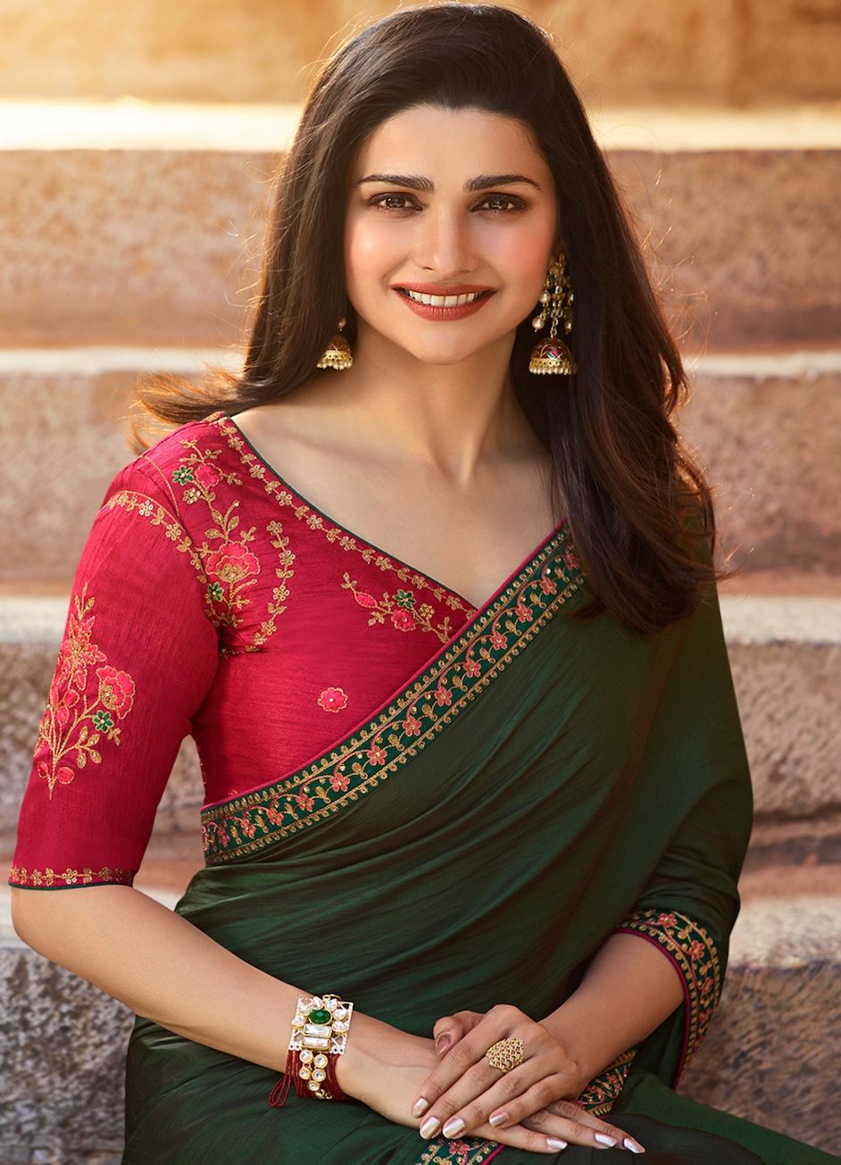 1516439: Bollywood Green color Faux Georgette fabric Saree 1516439: Bollywood Green color Faux Georgette fabric Saree