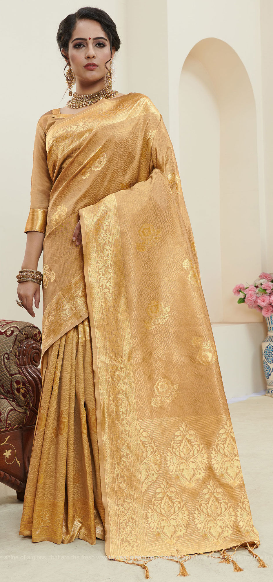 Traditional Gold color Art Silk, Silk fabric Saree : 1609056