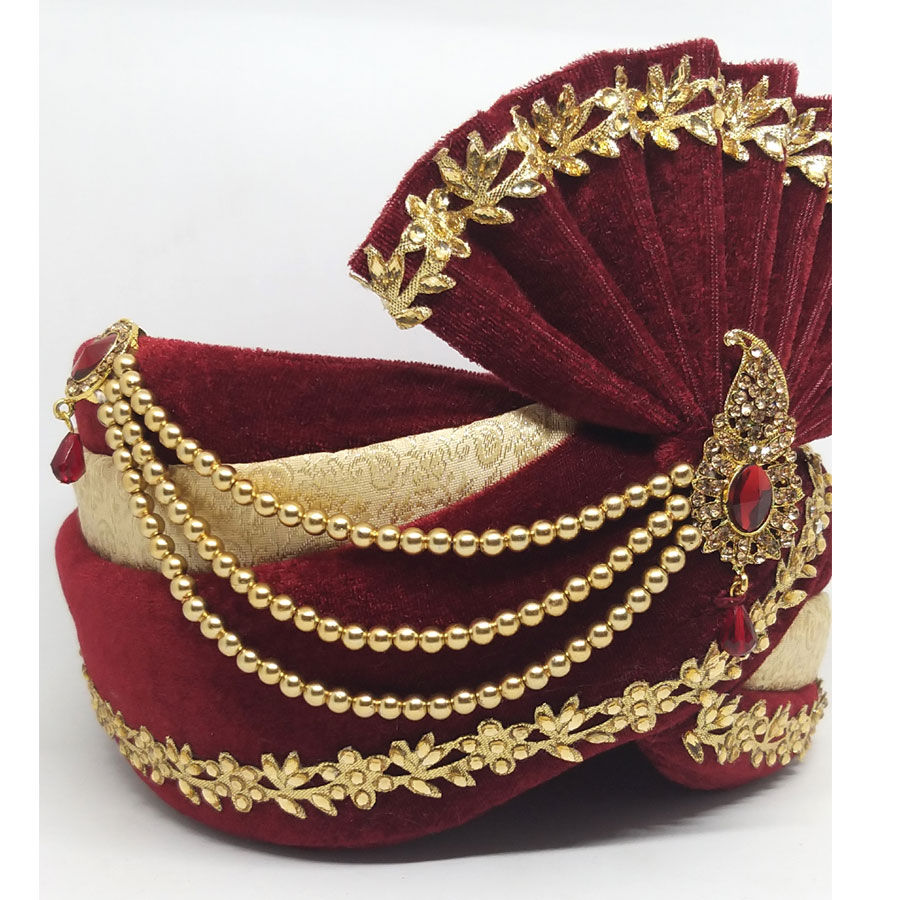 Red and Maroon color Jacquard, Velvet fabric Turban : 1695590